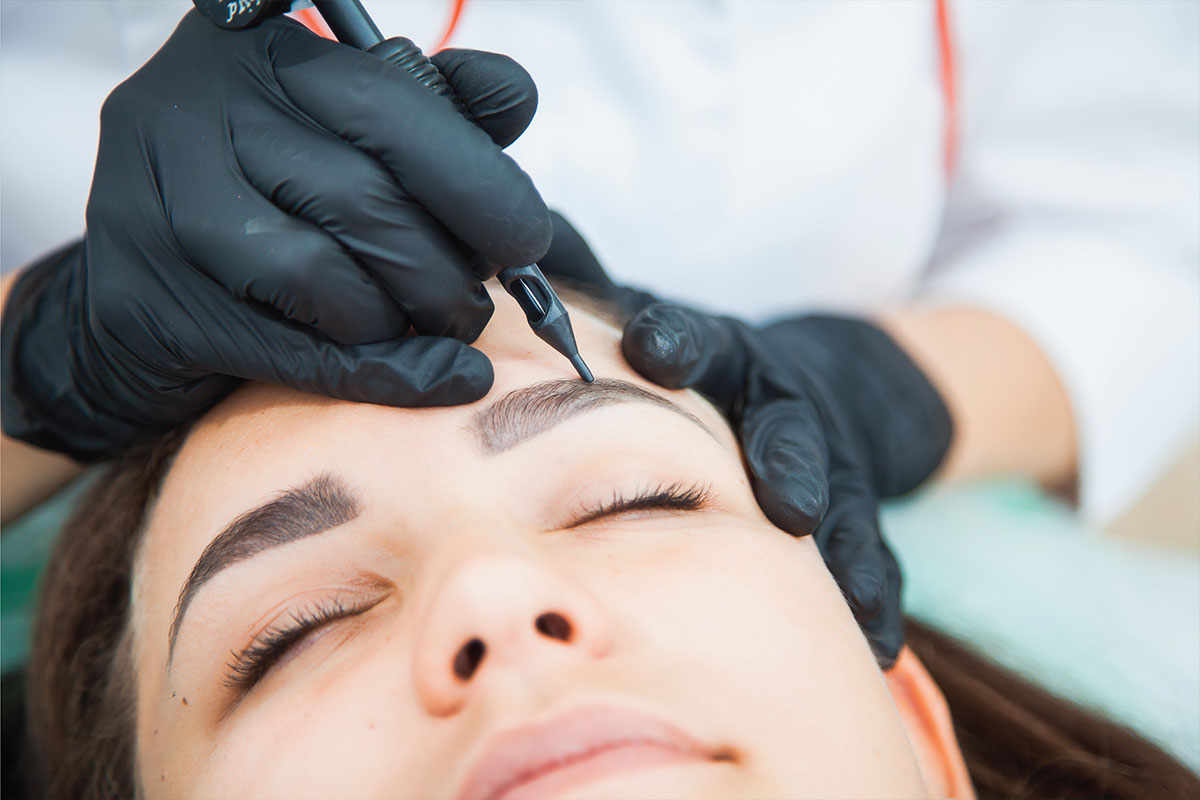 What is Microblading Eyebrows: Cost, Pros & Expert Tips 2024